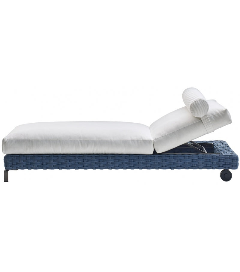 Dreamline Outdoor Furniture Poolside Lounger With Cushion Swimming Pool ...